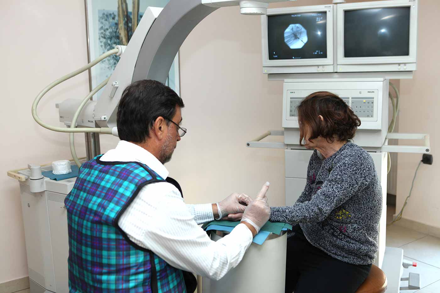 ΡΑΔΙΟΫΜΕΝΟΛΥΣΗ – Δρ. Δημήτρης Χατζόπουλος | Μοριακή Απεικόνιση